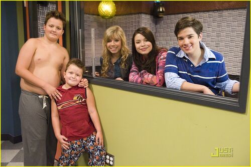 Guppy Gibson Icarly Wiki