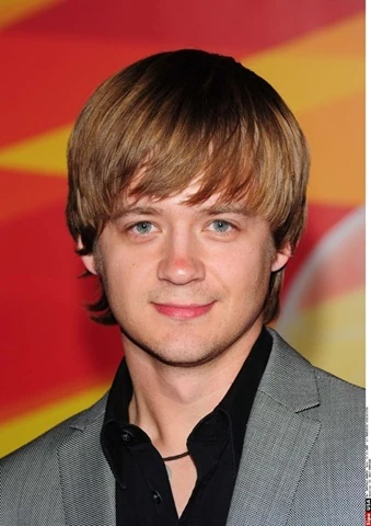 Jason Earles - Disney Channel Wiki