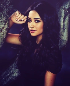 Image - Emily fields.png - Pretty Little Liars Wiki