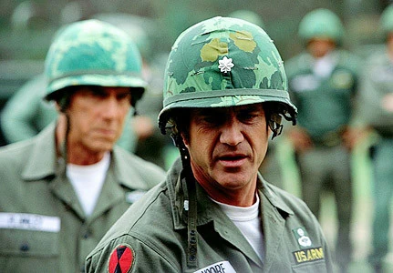 Image - Mel-Gibson-Lieutenant-Colonel-Hal-Moore-We-Were-Soldiers.jpg ...